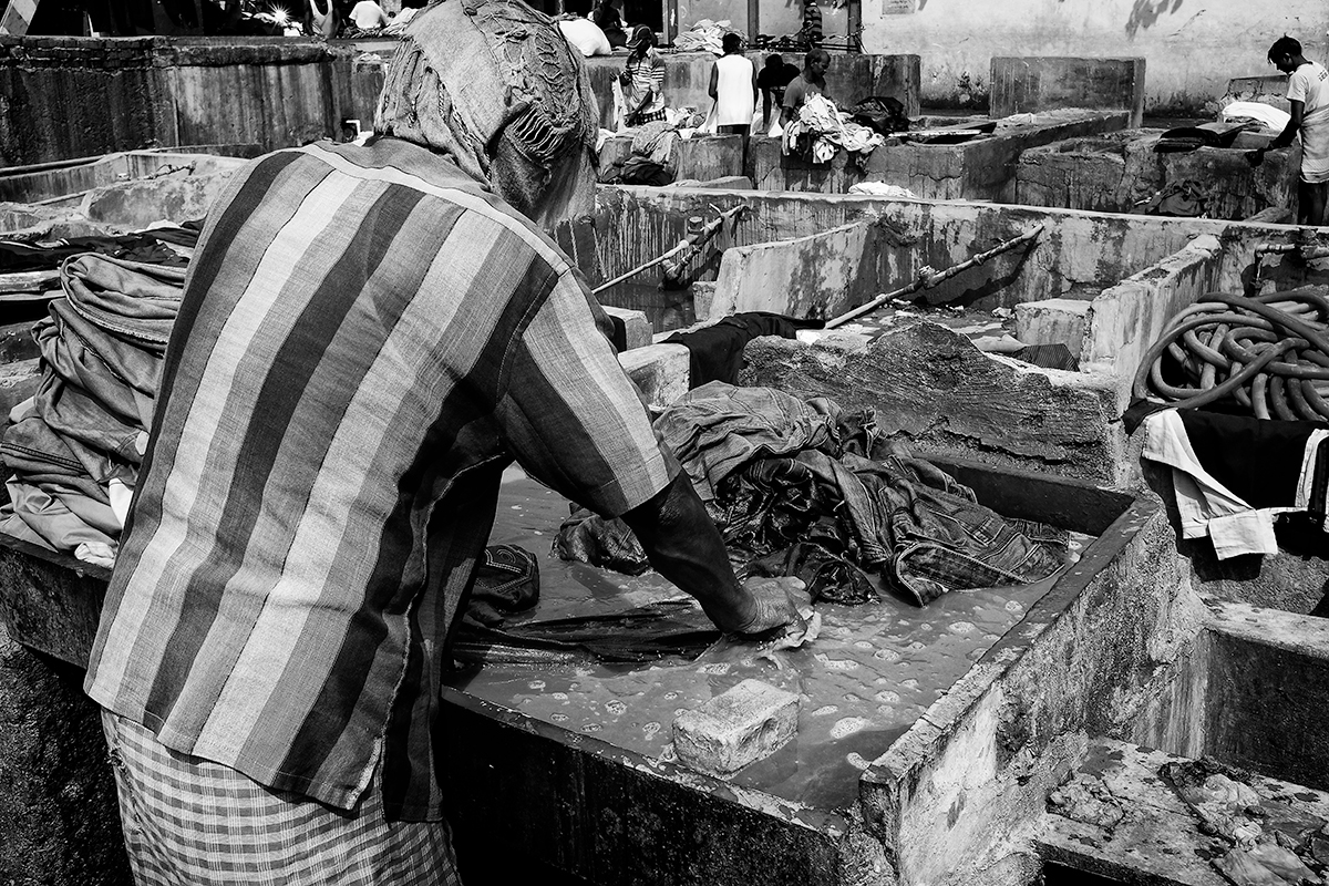 Documentary: Washing clothes in India | peterdbarton.com